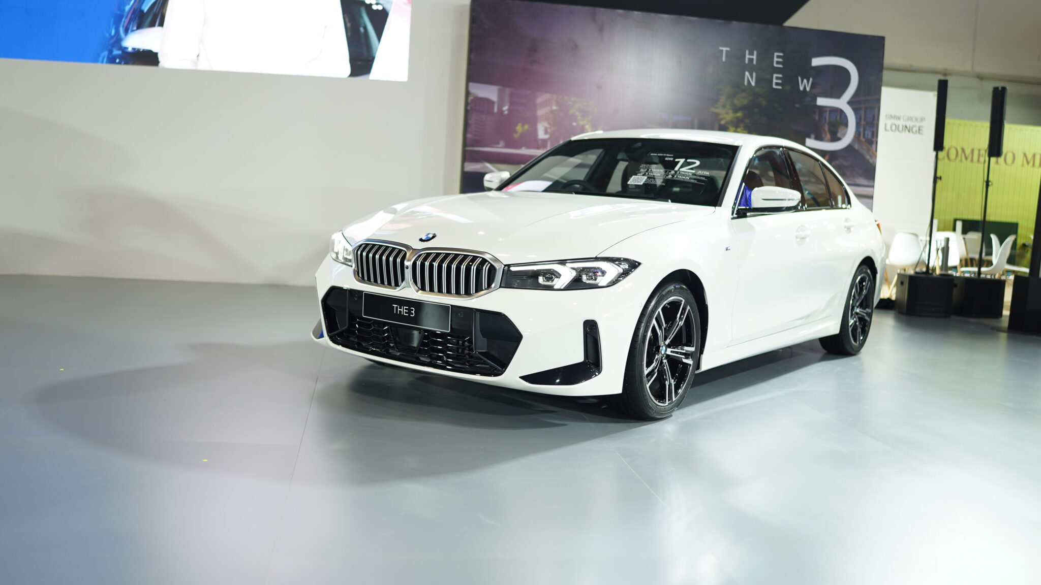 BMW Seri 3 Terbaru Resmi Meluncur di IIMS 2025!